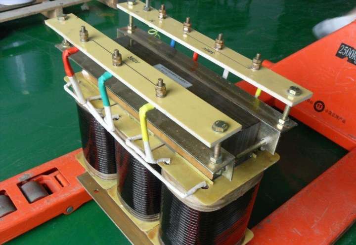 Lets know more on construction of a three phase transformer | Daelim ...